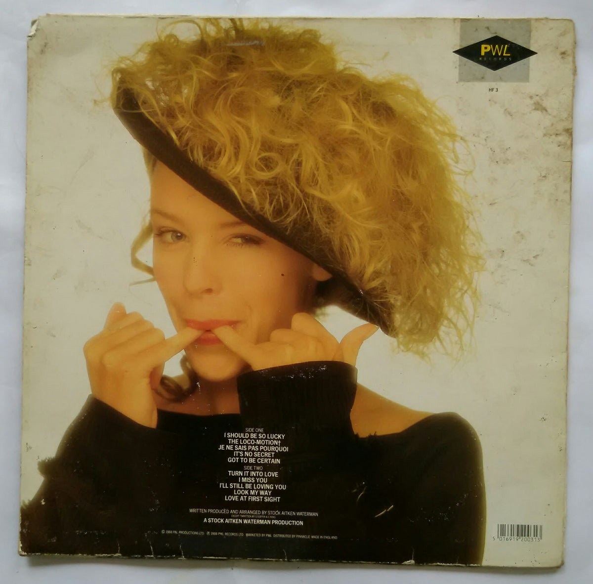 Kylie Minogue – AVDigital